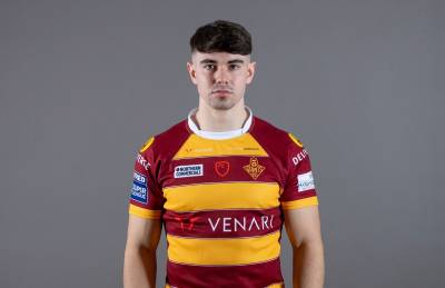 McGowan extends stay with hometown club